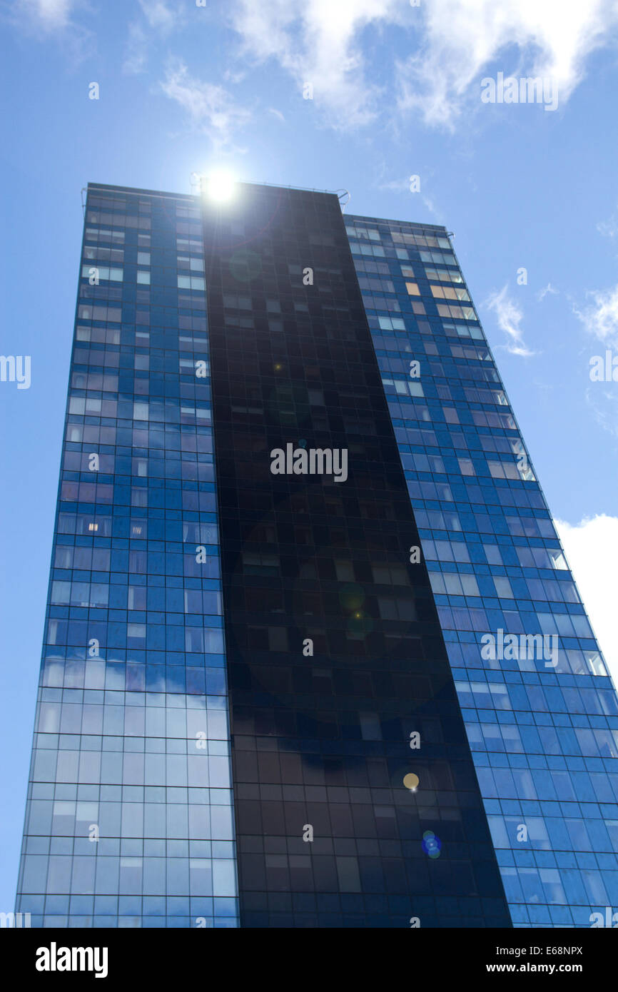 Skyscraper glass floor hi-res stock photography and images - Alamy