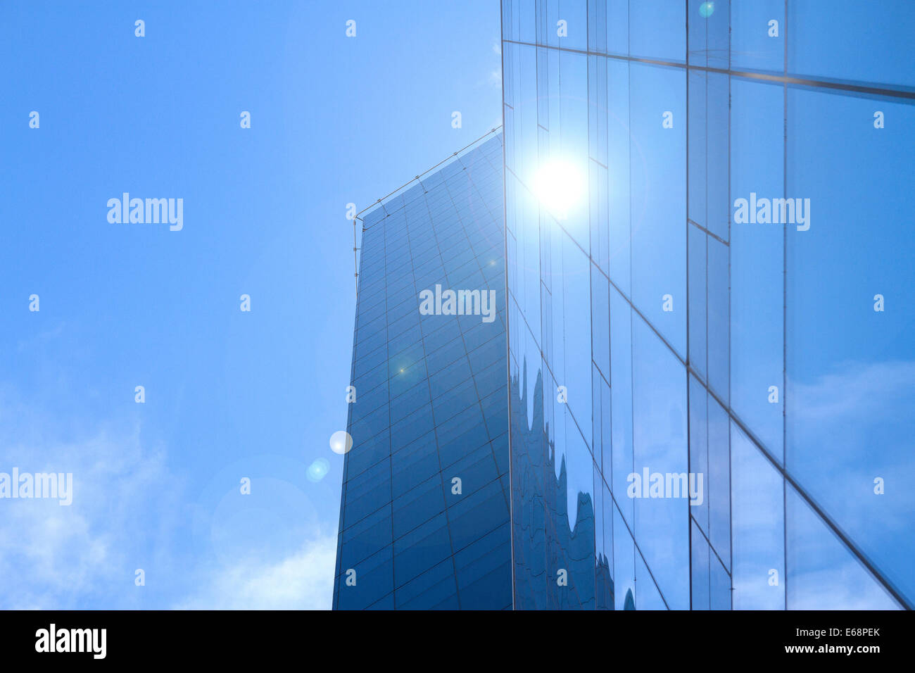 Skyscraper glass floor hi-res stock photography and images - Alamy