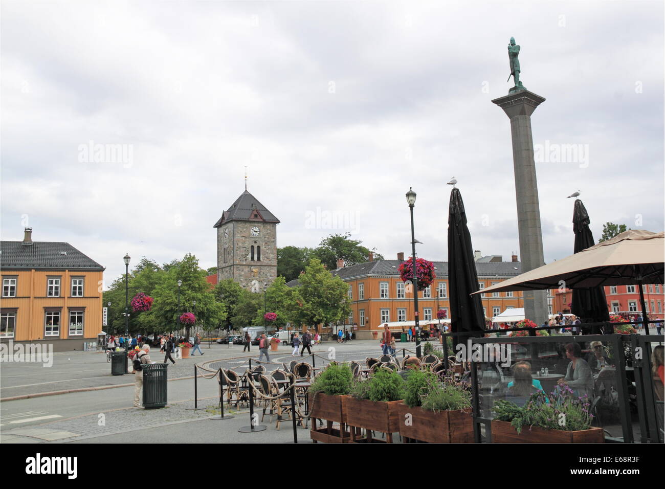 Viking Statues Norway Stock Photos & Viking Statues Norway Stock Images ...
