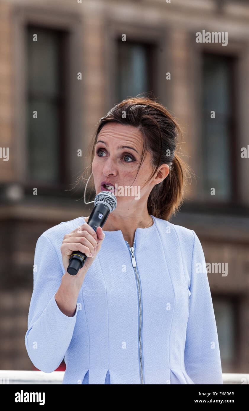Rhona mcleod hi-res stock photography and images - Alamy