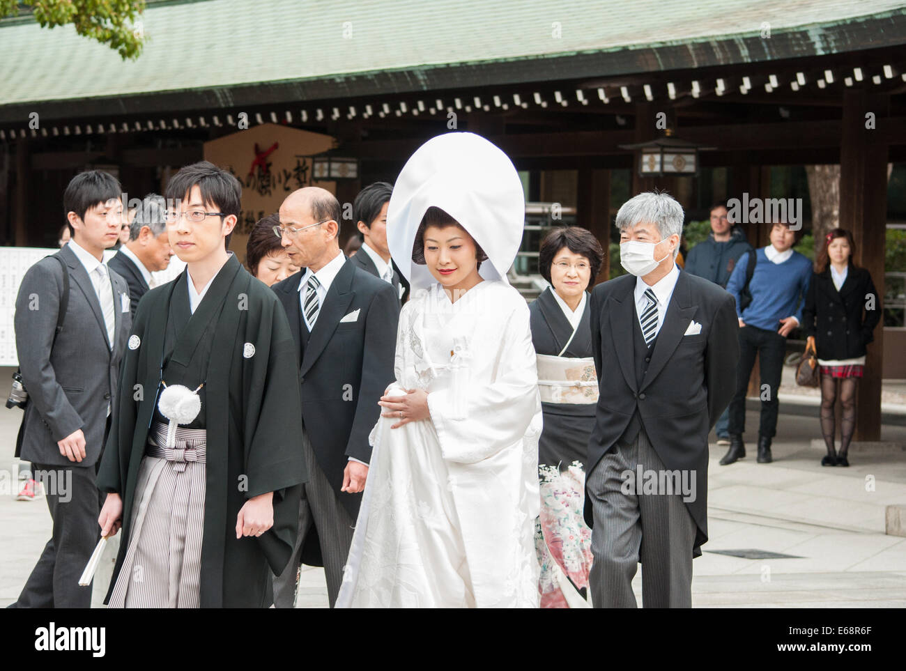 Japanese traditional wedding Stock Photo - Alamy
