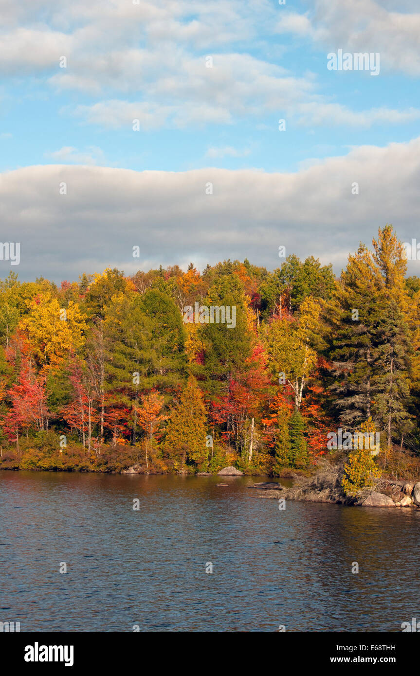 Fall foliage quebec hi-res stock photography and images - Alamy