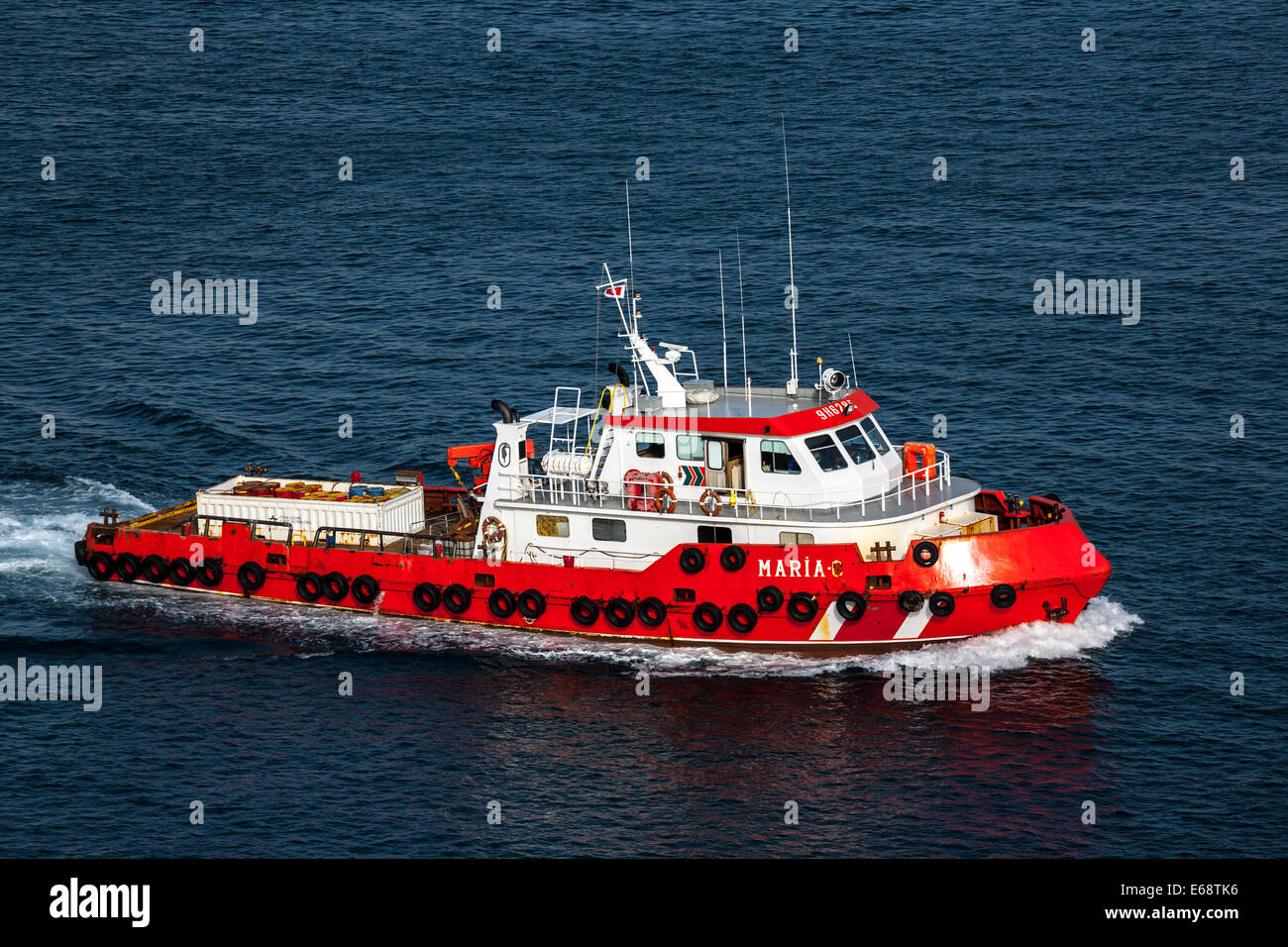 The tug boat Maria C speeding along in the Grand Harbour, Valletta ...