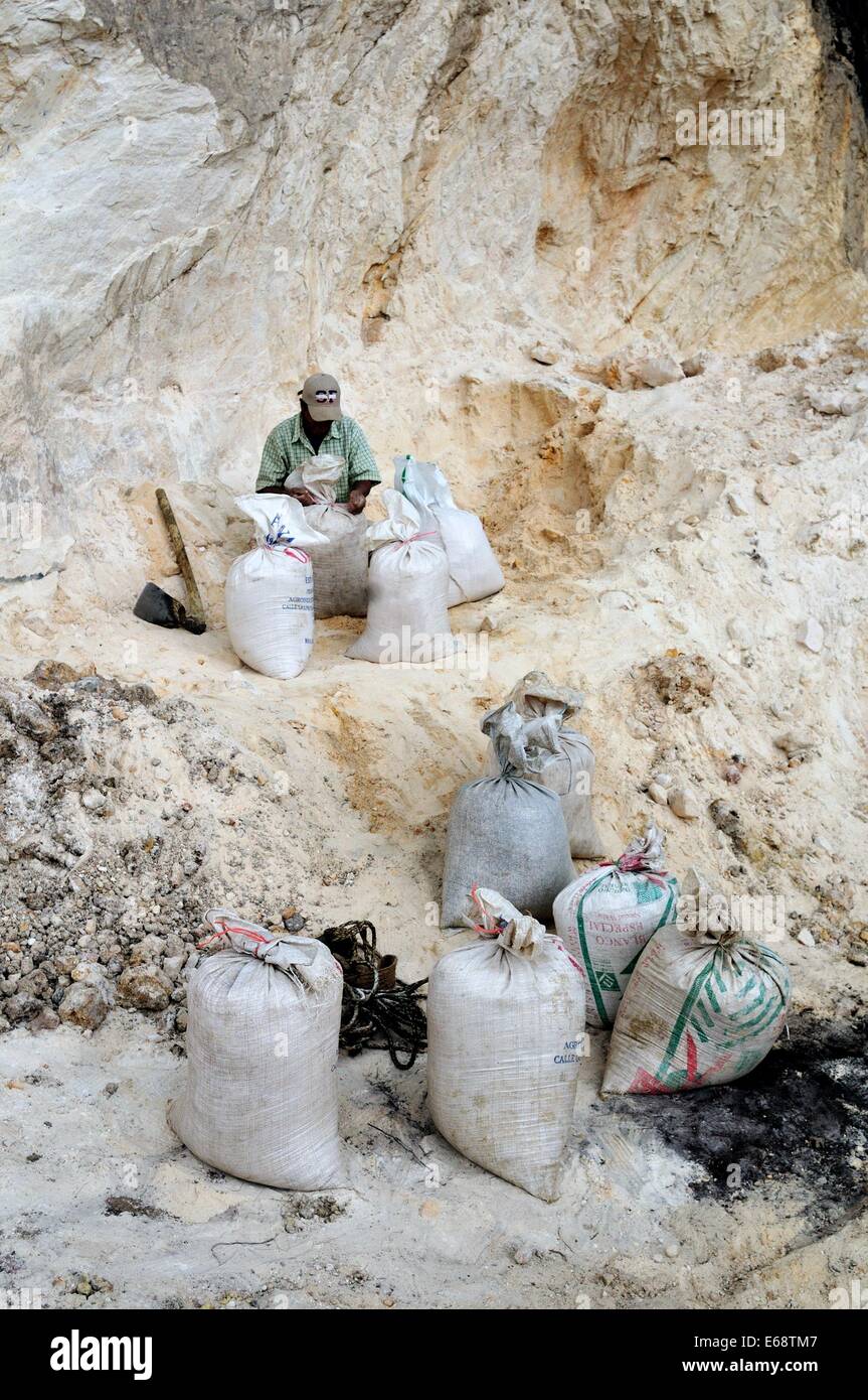 Route for extraction of soil in Cruzpata - CHACHAPOYAS . Department of ...