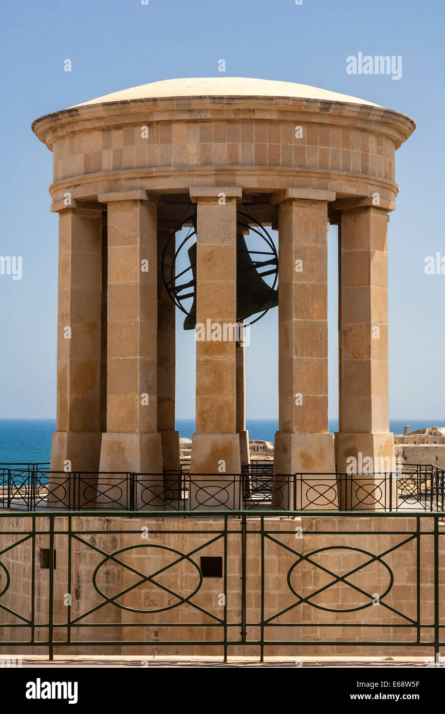 The Siege Bell War Memorial at Lower Barrakka Gardens, Valletta, Malta ...