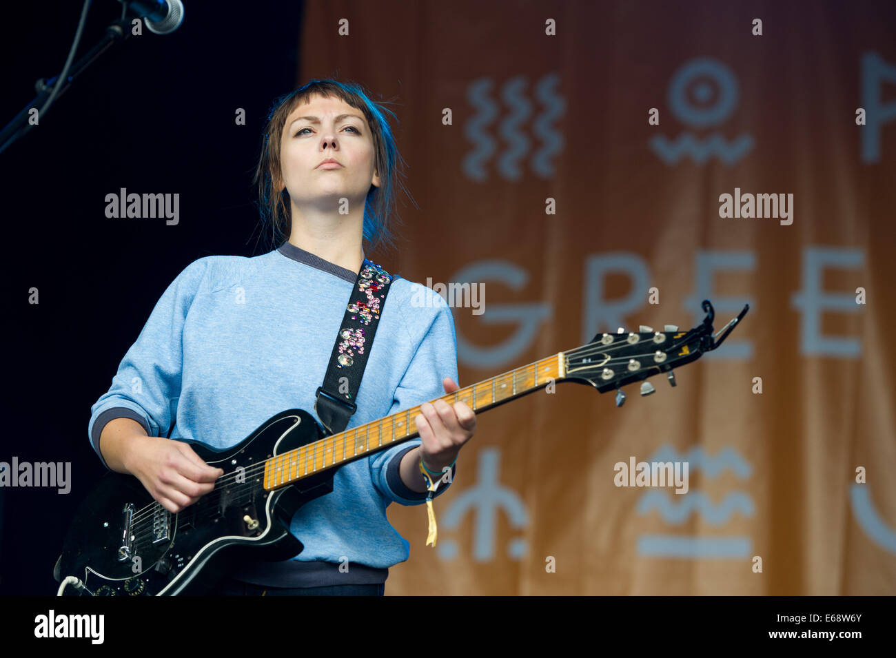 Angel olsen singer hi-res stock photography and images - Alamy