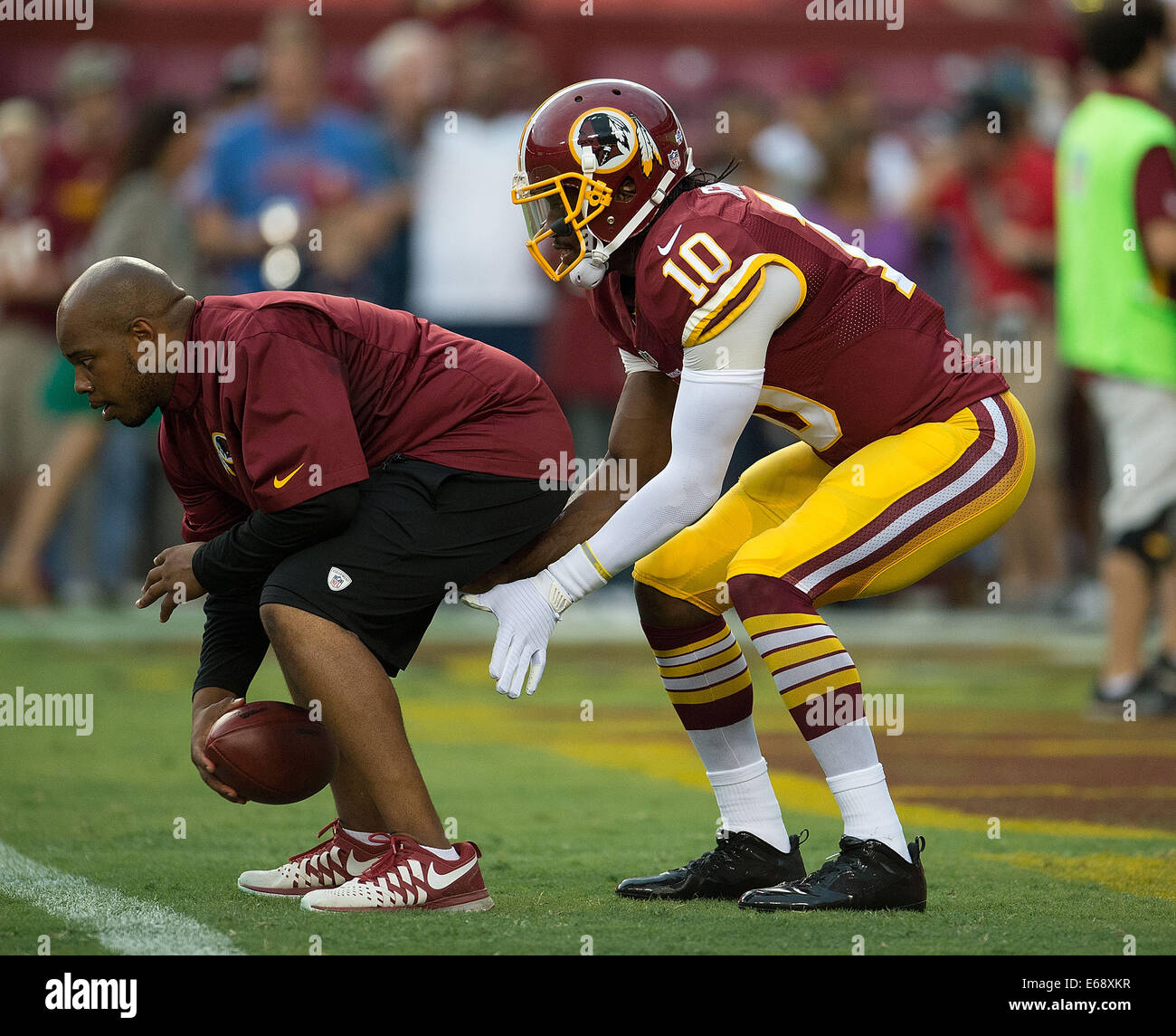 Robert griffin iii washington redskins hi-res stock photography and ...