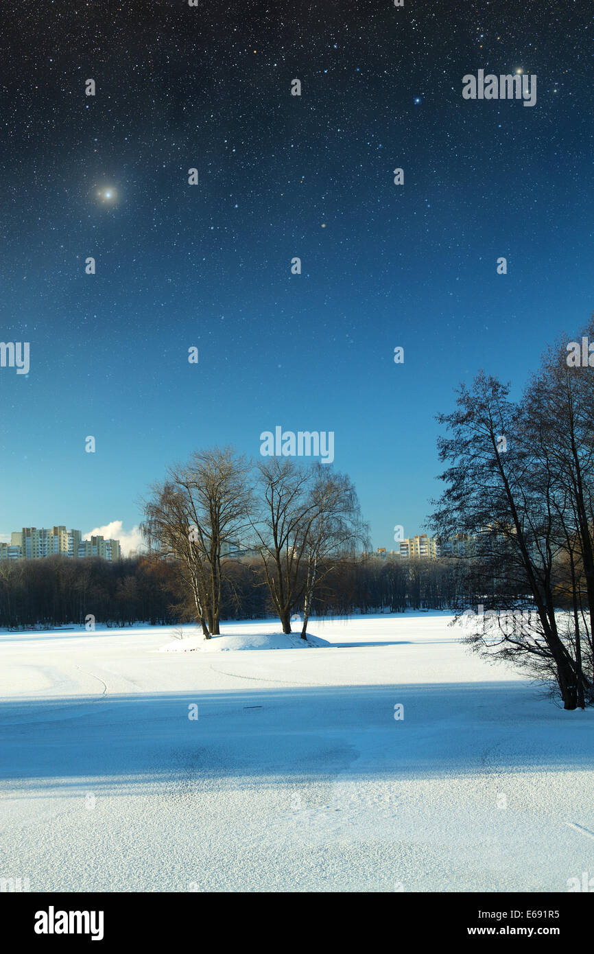 Daylight and dawn rain hi-res stock photography and images - Alamy