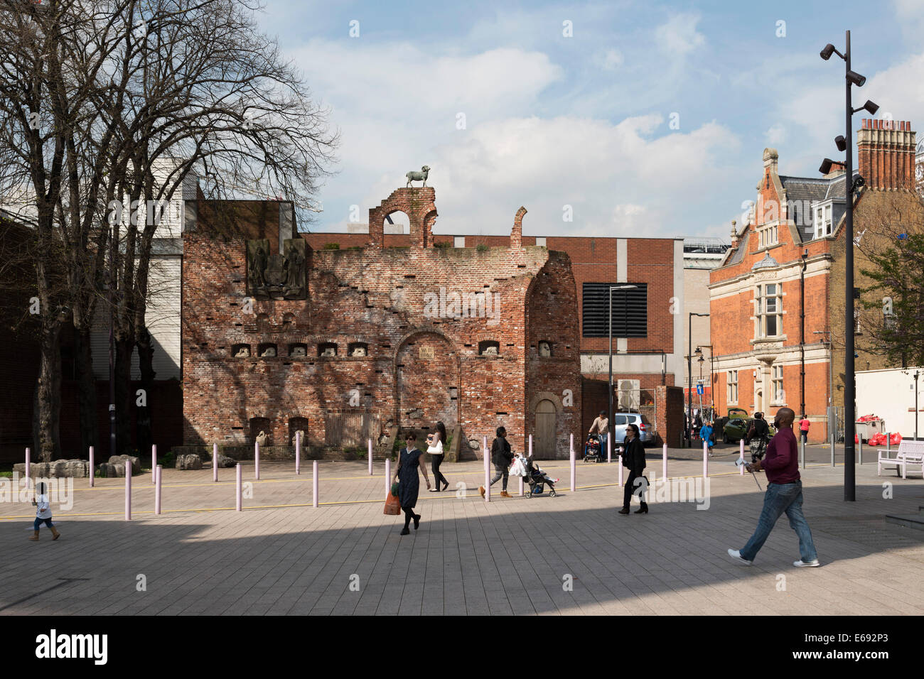 Secret Garden, Barking, United Kingdom. Architect: muf architecture/art ...