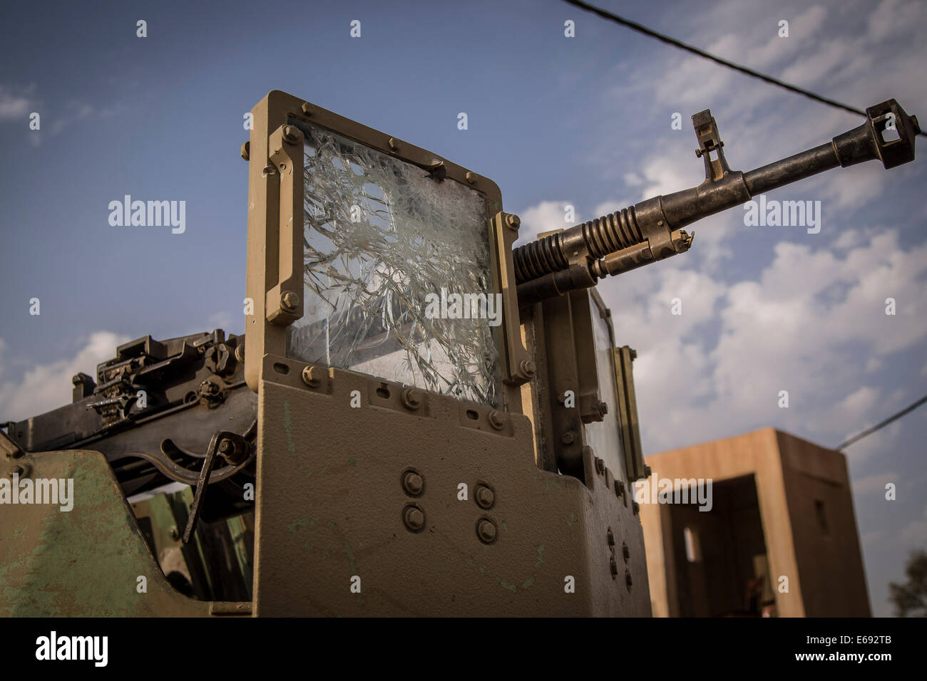 Makhmour, Northern Iraq. 18th Aug, 2014. Detail of machine-gun and ...