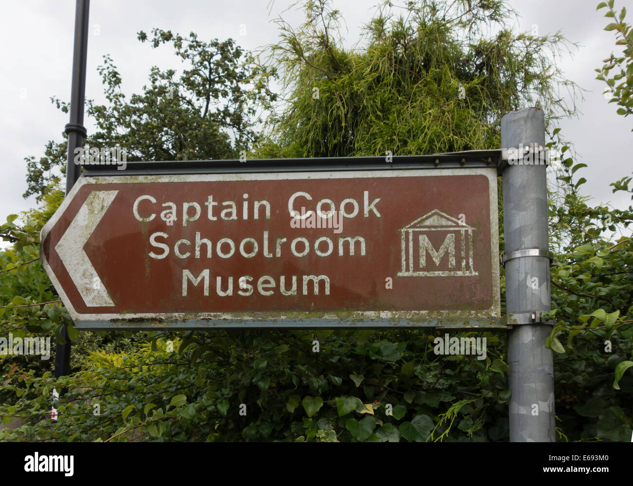 Captain cook sign hi-res stock photography and images - Alamy