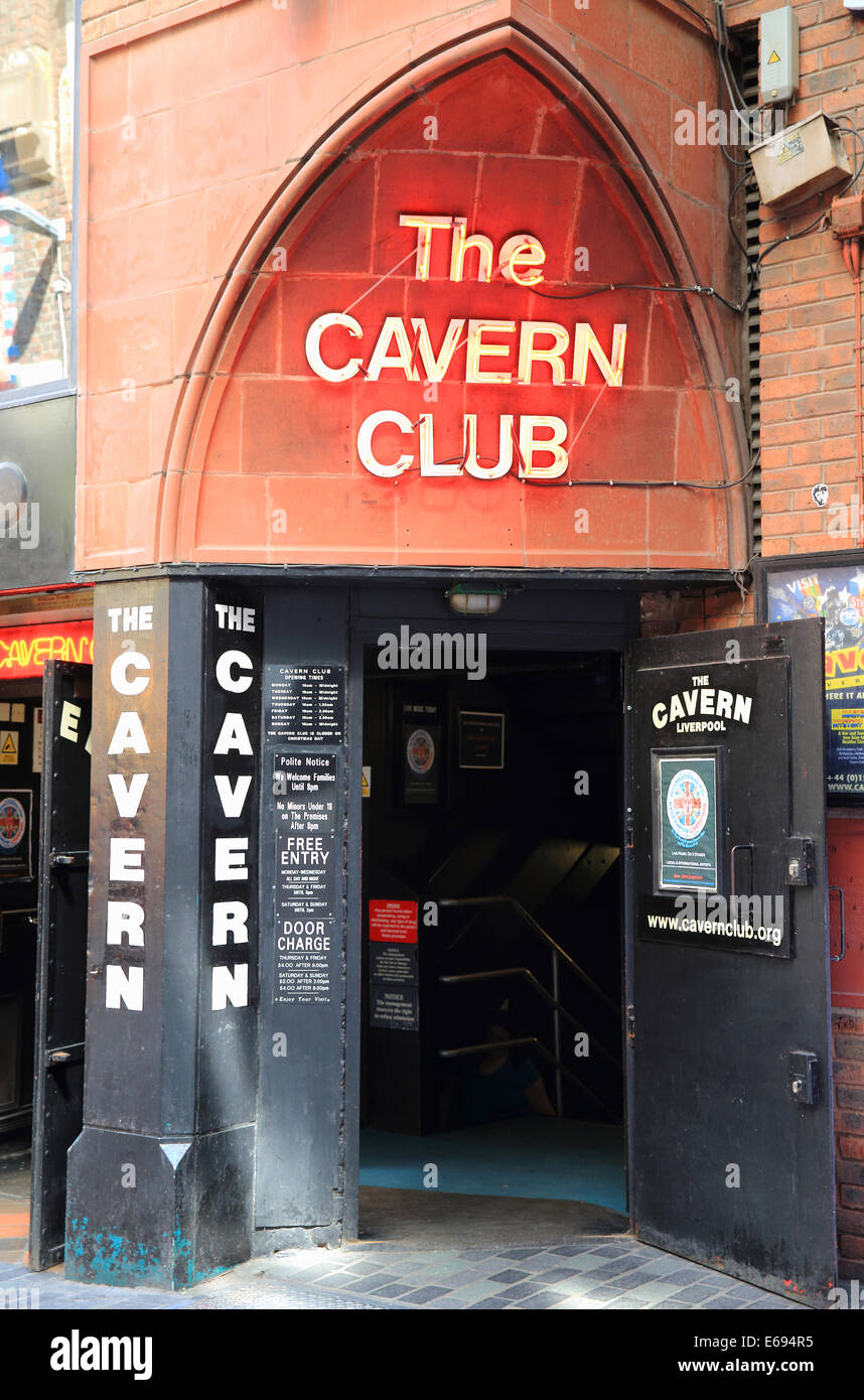 The famous Cavern Club on Matthew Street in Liverpool, where the ...