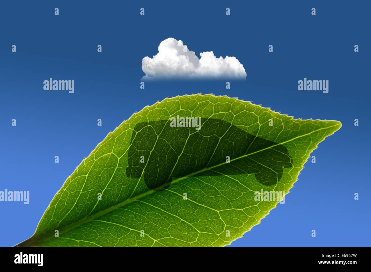Car outline shadow hi-res stock photography and images - Alamy