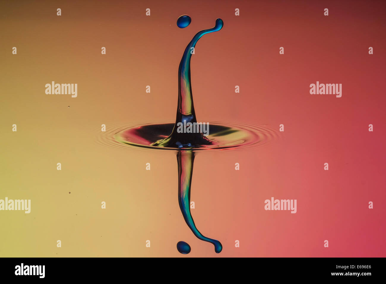 Colliding hi-res stock photography and images - Alamy