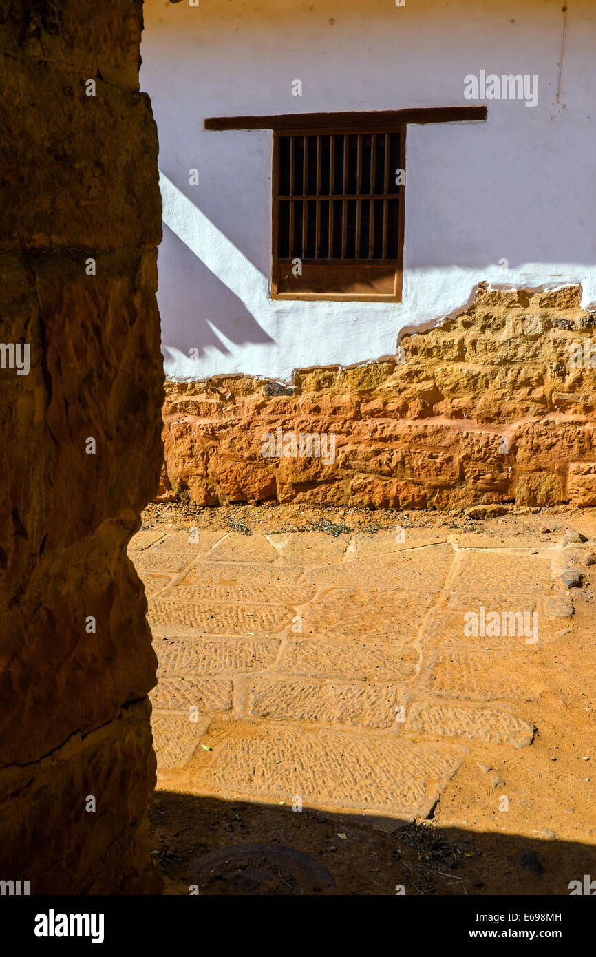Adobe stone architecture hi-res stock photography and images - Alamy