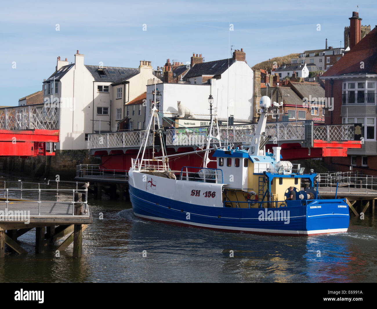 whitby, north yorkshire coast ,harbour swing bridge Stock Photo - Alamy