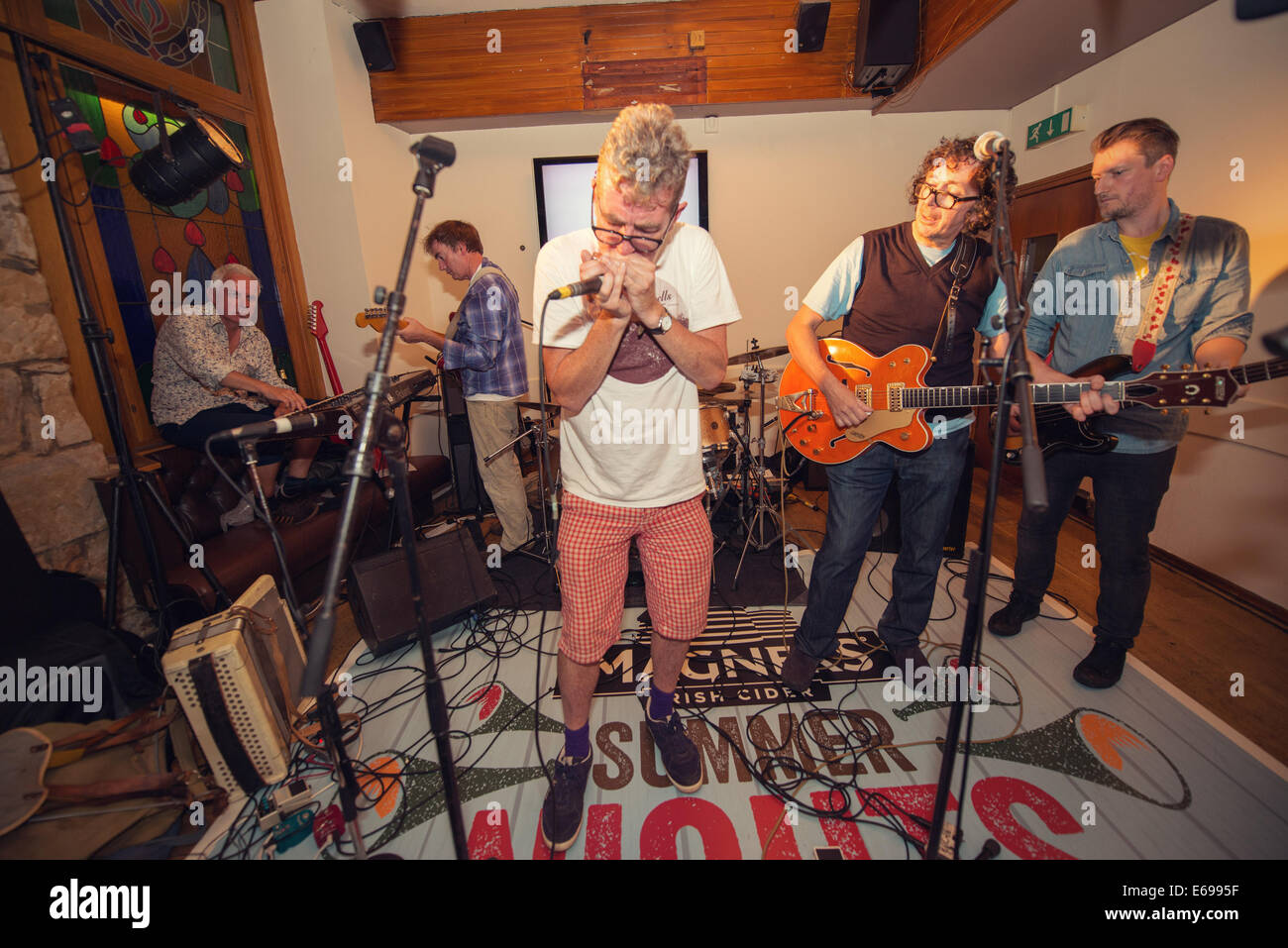 Bobby bluebell hi-res stock photography and images - Alamy