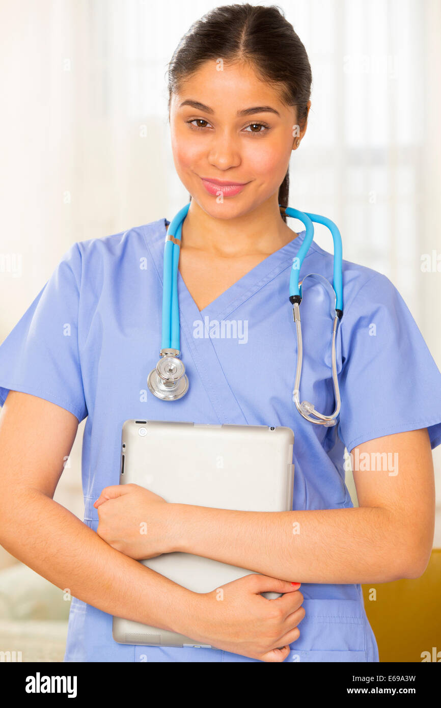 Nurse standing computer hi-res stock photography and images - Alamy