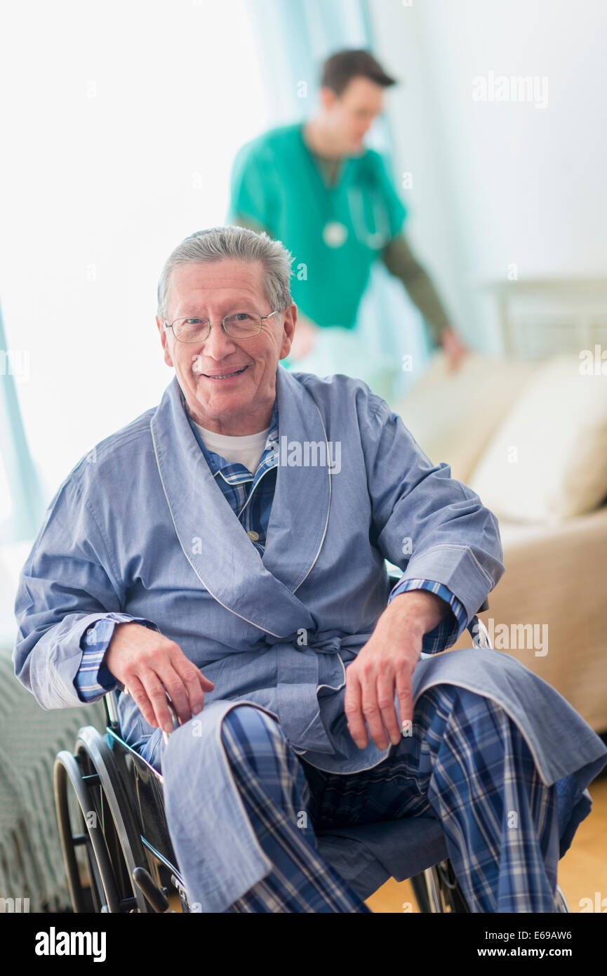 Smiling wheelchair hi-res stock photography and images - Alamy
