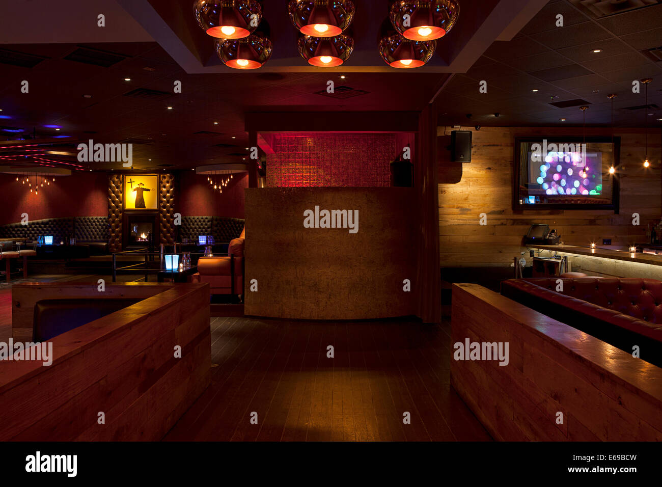 Nightclub interior design hi-res stock photography and images - Alamy