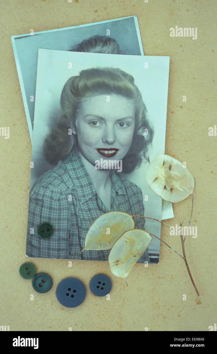 1940s woman hi-res stock photography and images - Alamy