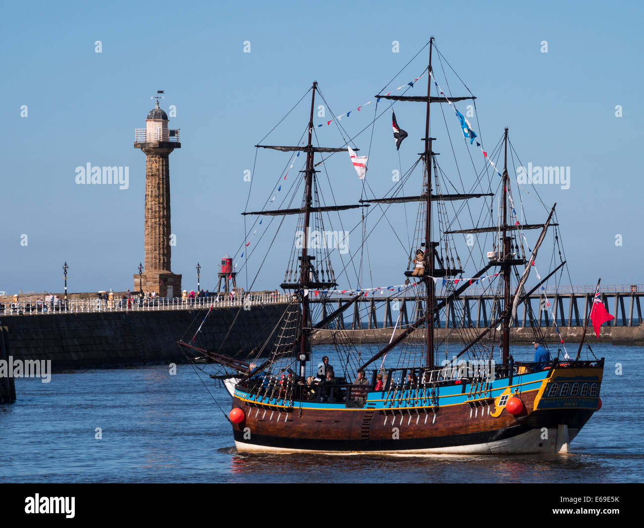 harbour,whitby, north yorkshire coast Stock Photo - Alamy
