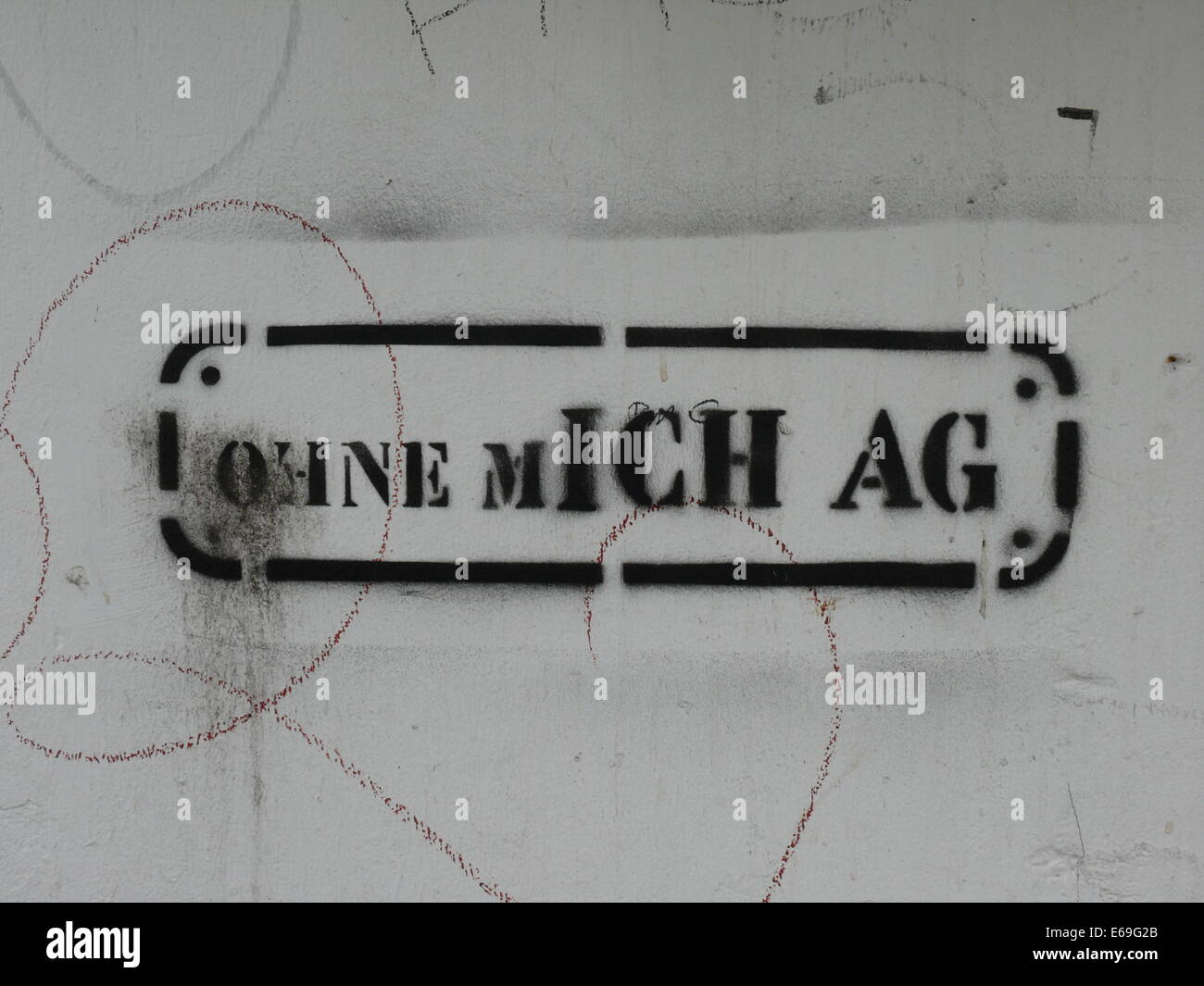 Social Streetart High Resolution Stock Photography and Images - Alamy