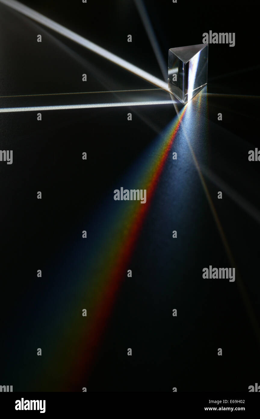 Black prisms hi-res stock photography and images - Alamy