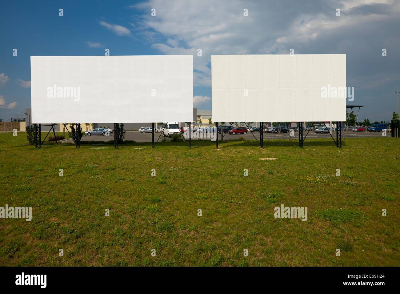 Sky billboard hi-res stock photography and images - Alamy