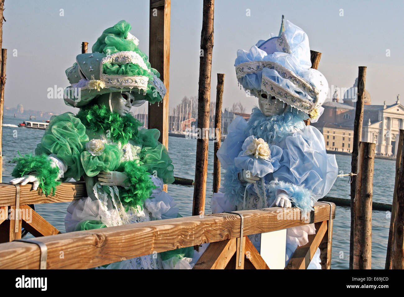 Masked Ball Party High Resolution Stock Photography and Images - Alamy