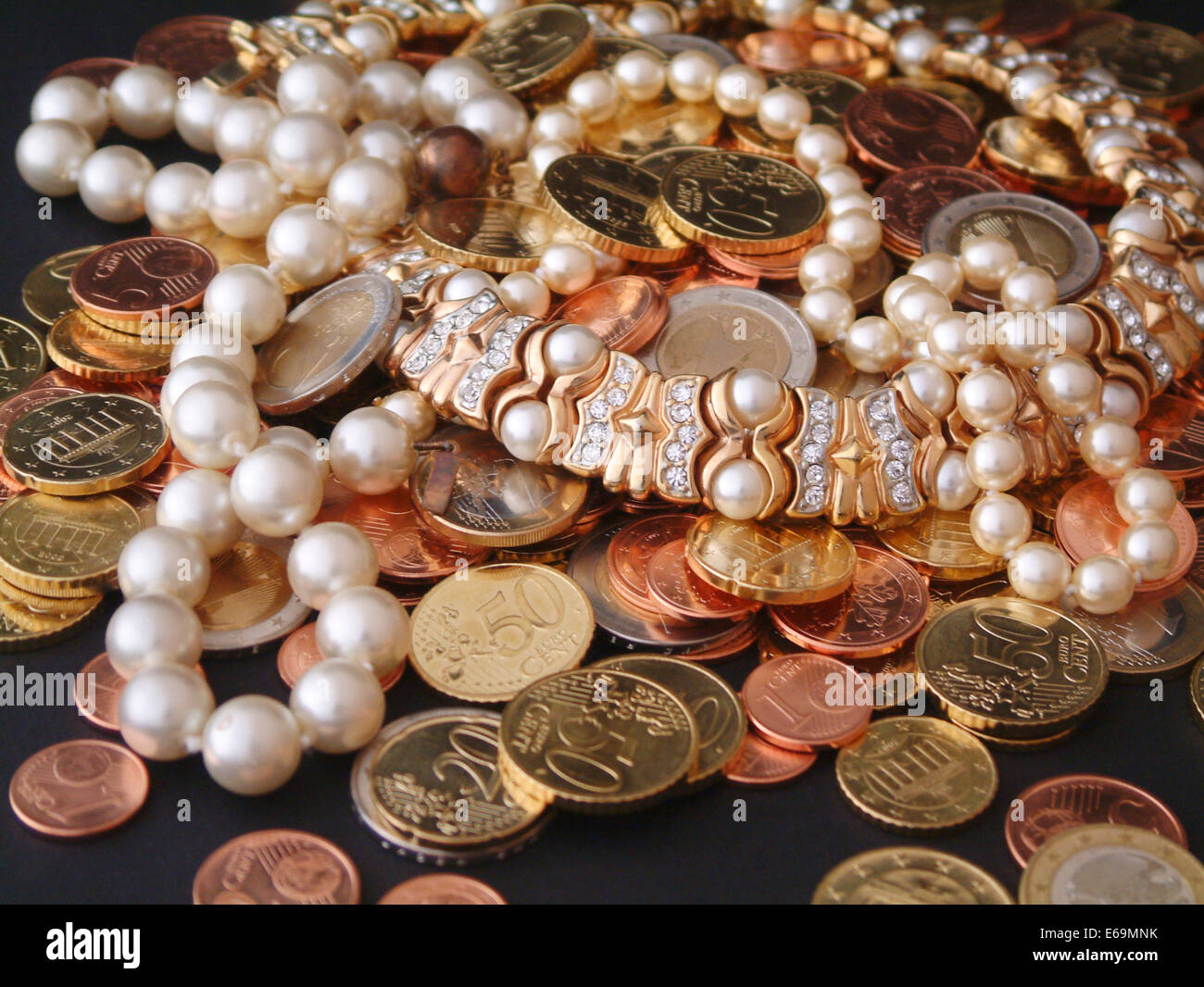 Symbols Of Prosperity Stock Photos & Symbols Of Prosperity Stock Images ...