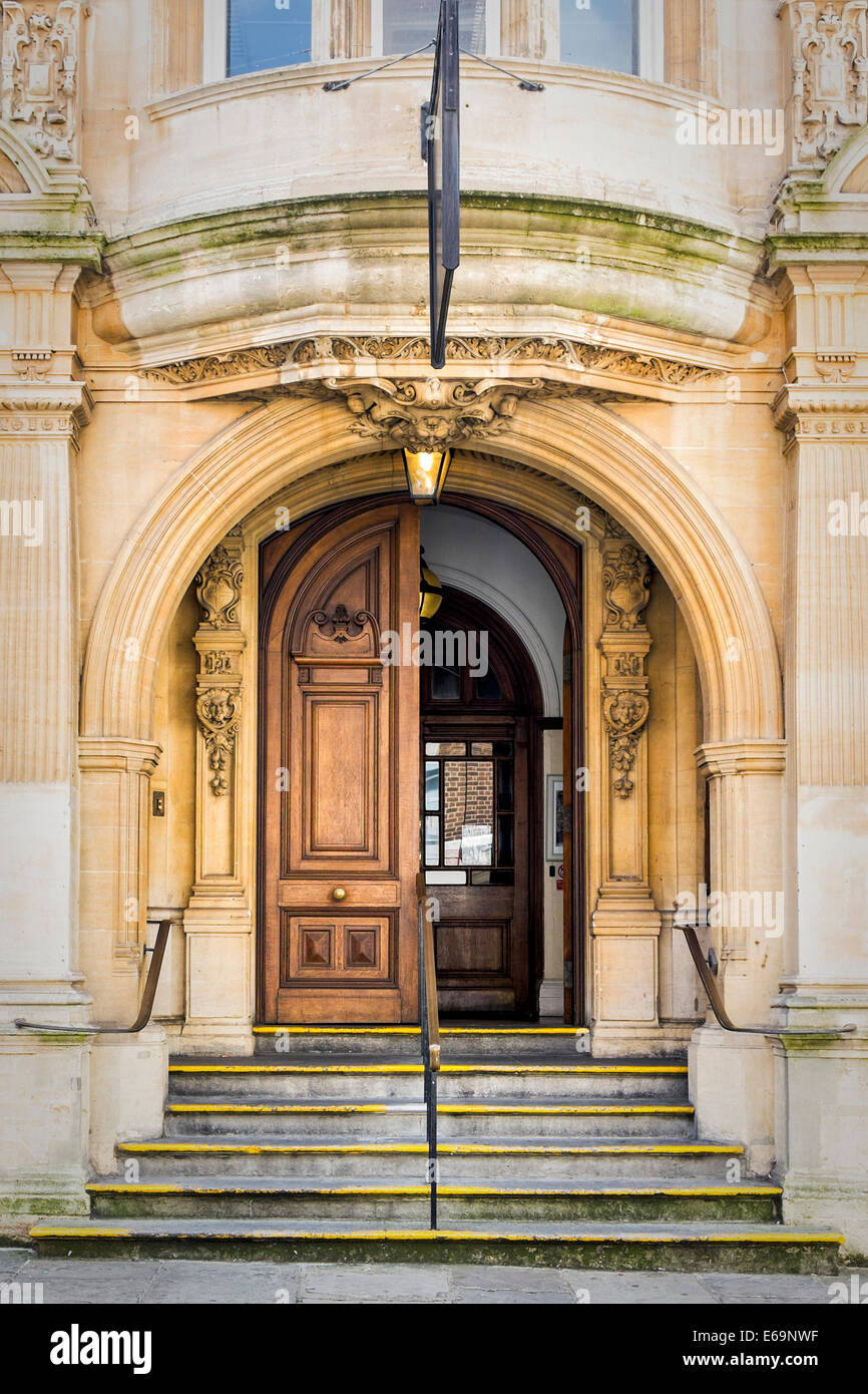 Richmond Old Town hall entrance, Decorative stonework and old wooden ...