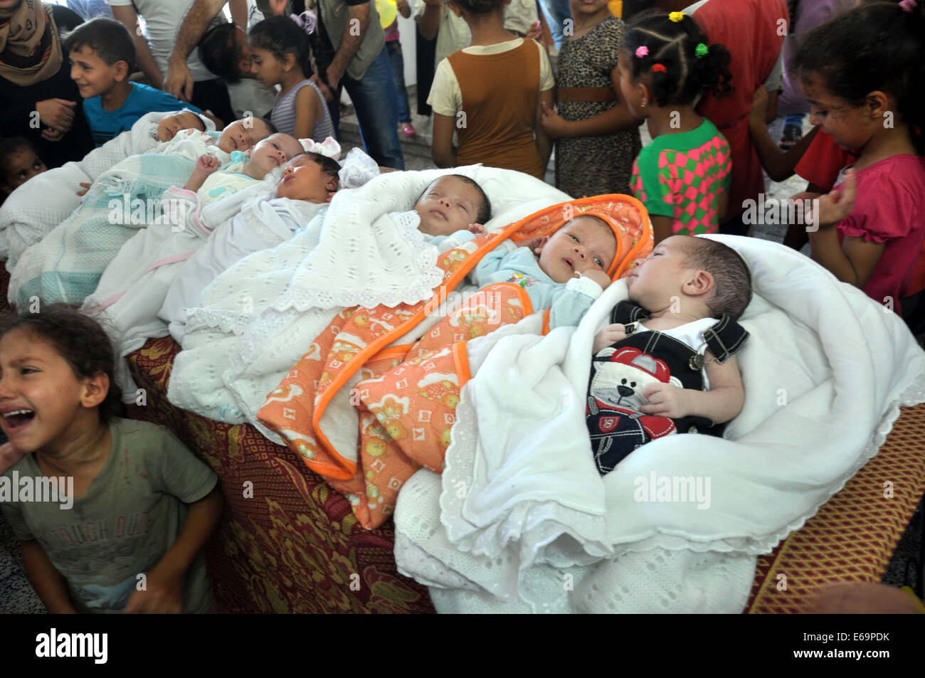 Palestinian babies hi-res stock photography and images - Alamy