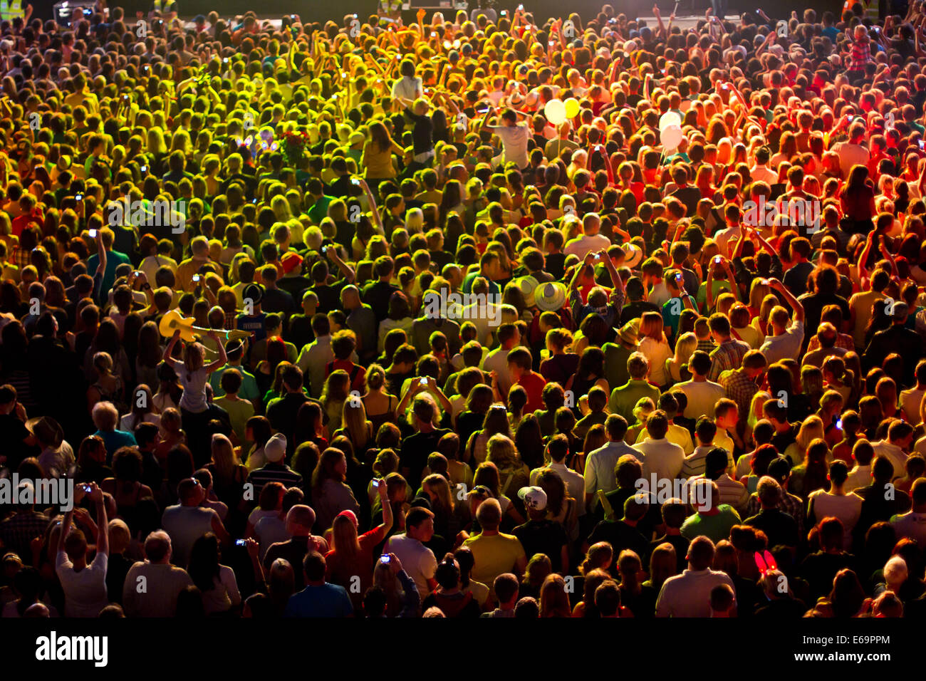 Audiences hi-res stock photography and images - Alamy