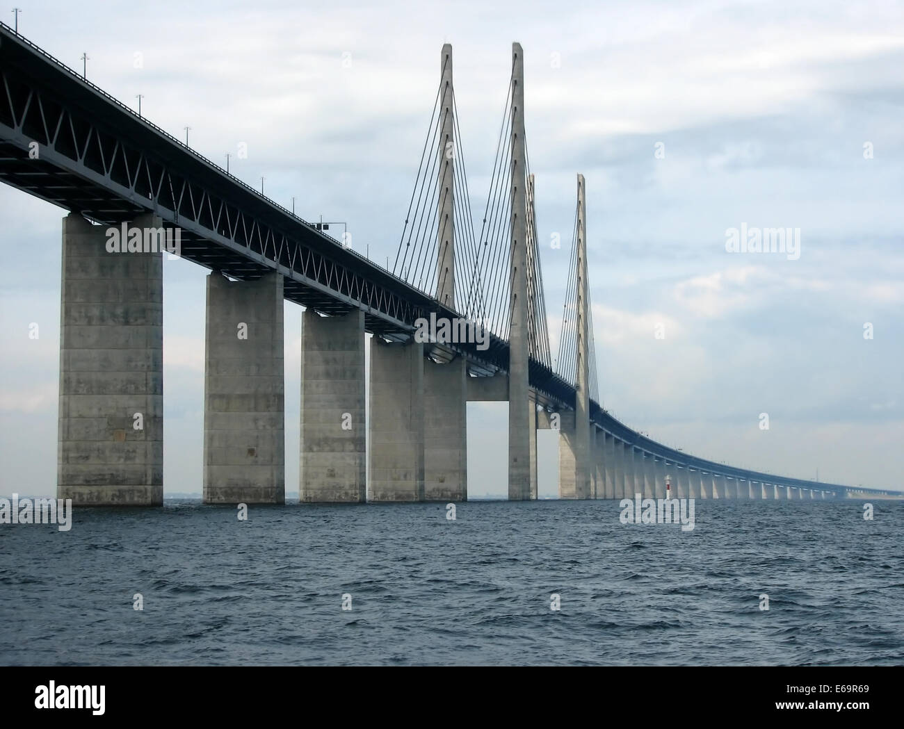 cable-stayed bridge,oresund bridge,oresund link Stock Photo - Alamy