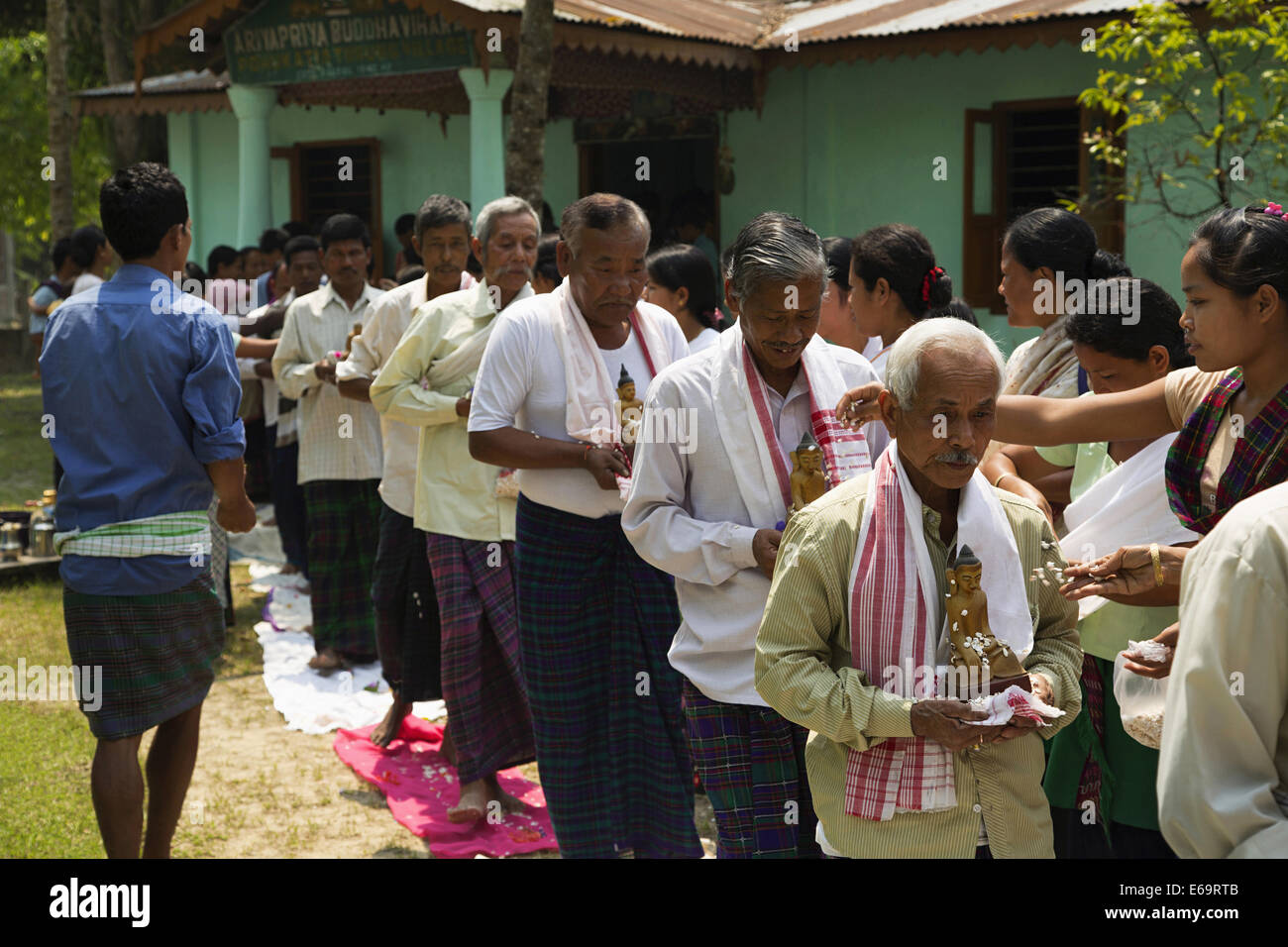 Buddhist communities hi-res stock photography and images - Alamy