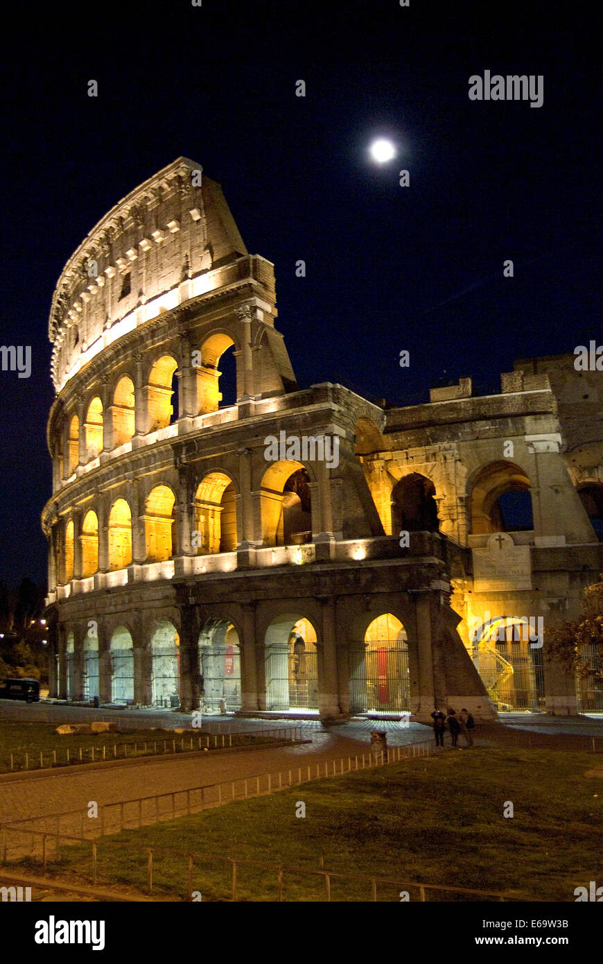 Ancient romans destroy buildings hi-res stock photography and images ...