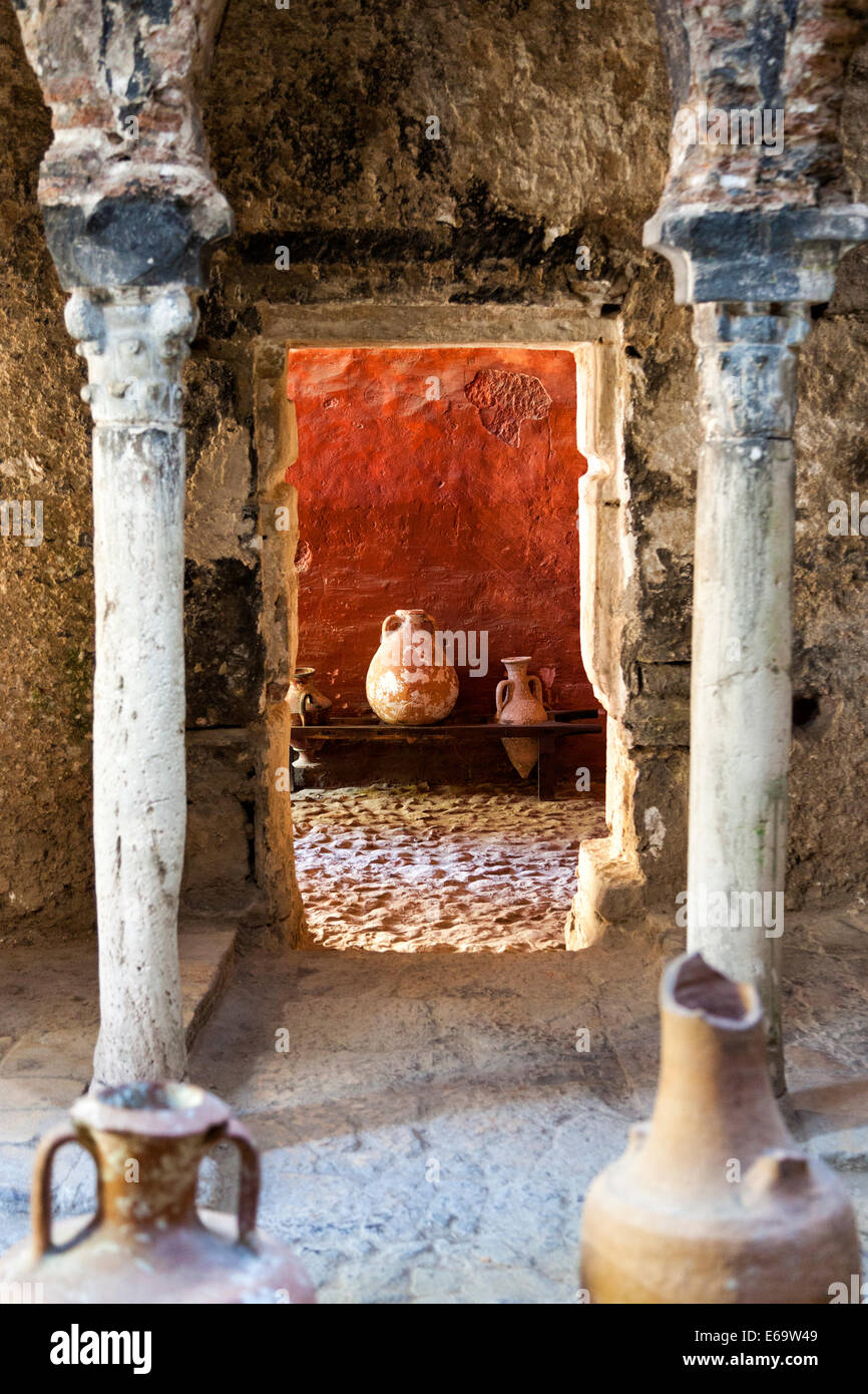Ancient Roman amphoras inside a roman building Stock Photo - Alamy