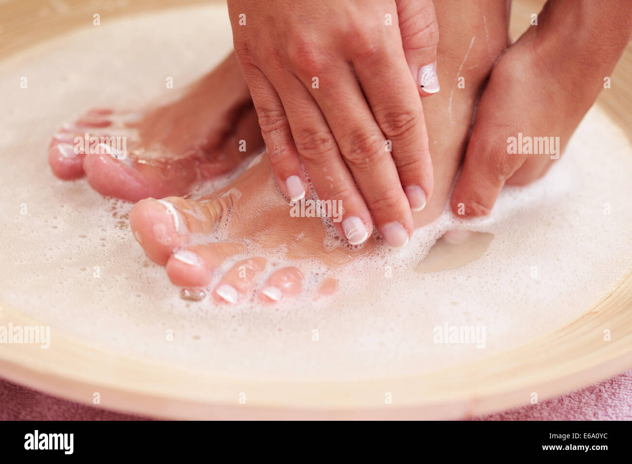 Wash your feet hi-res stock photography and images - Alamy
