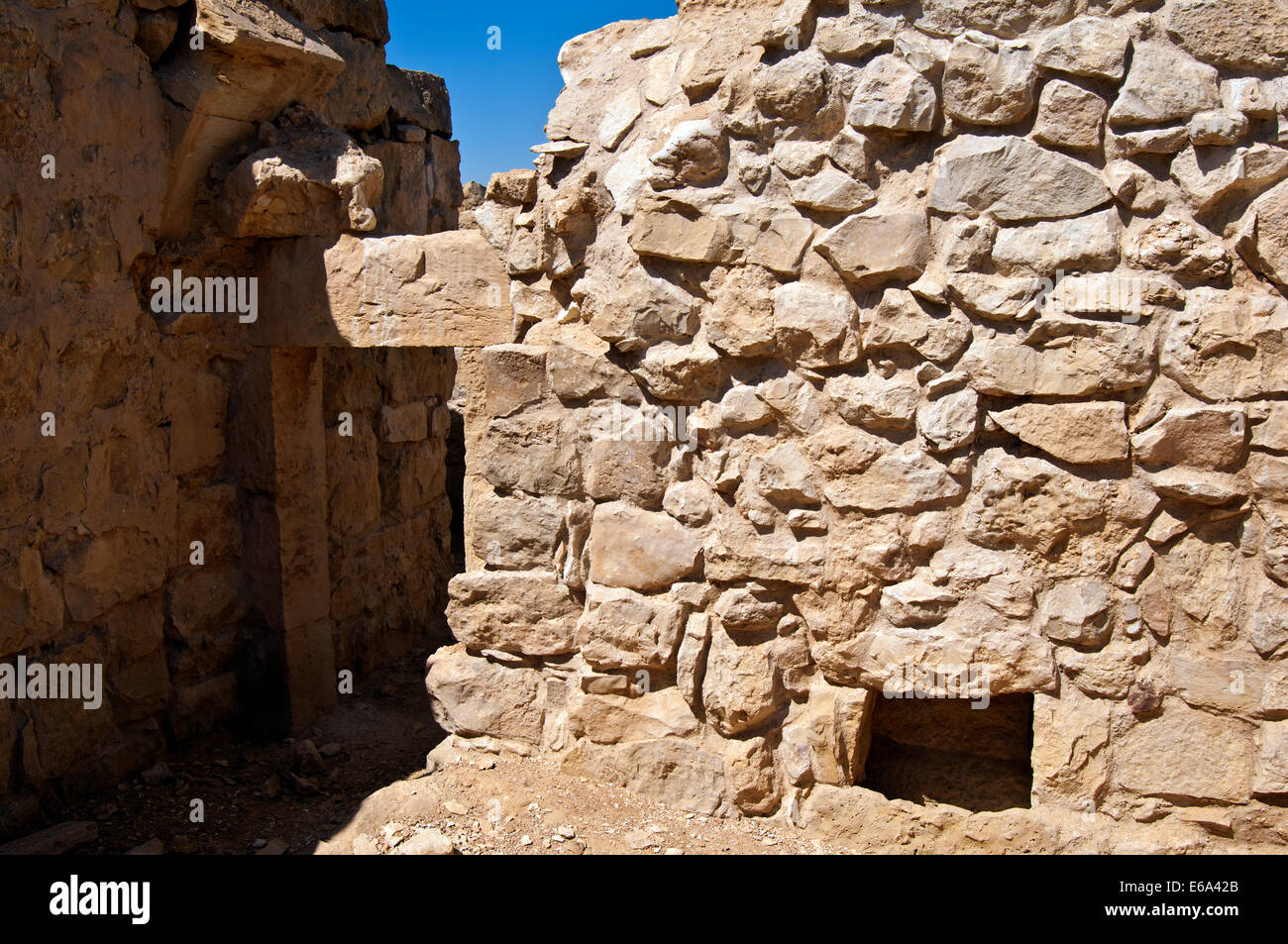 Shivta , ruins of a Nabatean and Byzantine city Stock Photo - Alamy