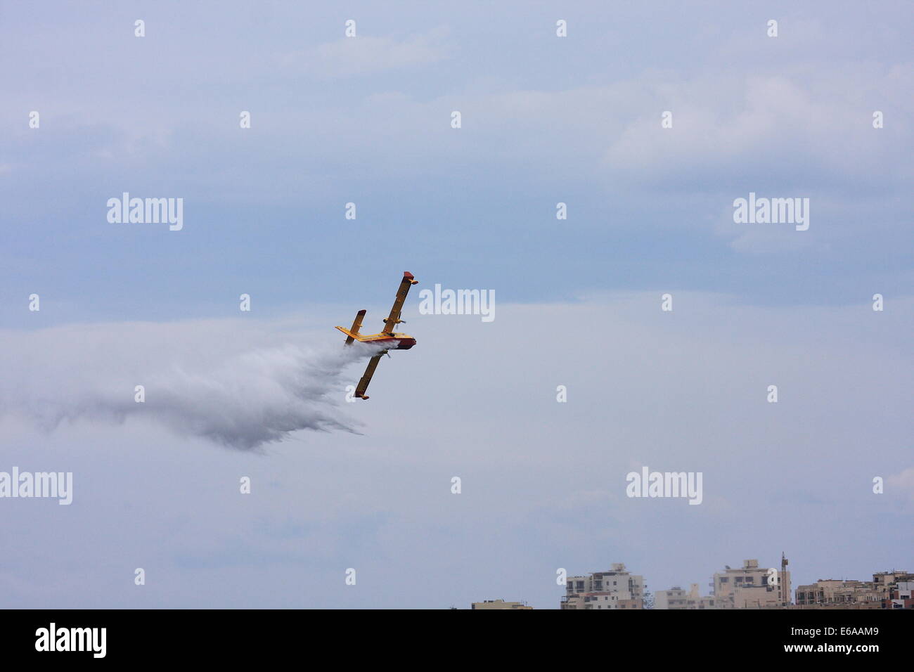Firefighting Airplanes High Resolution Stock Photography and Images - Alamy