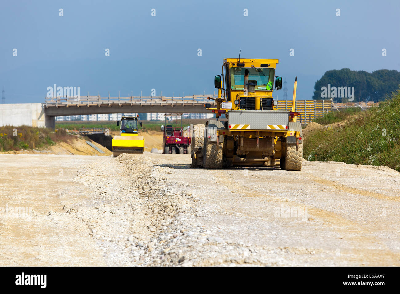 road construction,earth mover,construction Stock Photo - Alamy