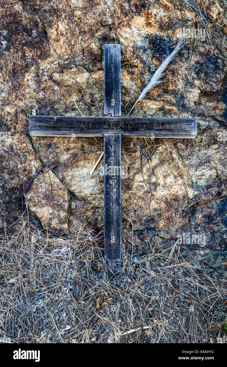 California ca wooden cross hi-res stock photography and images - Alamy