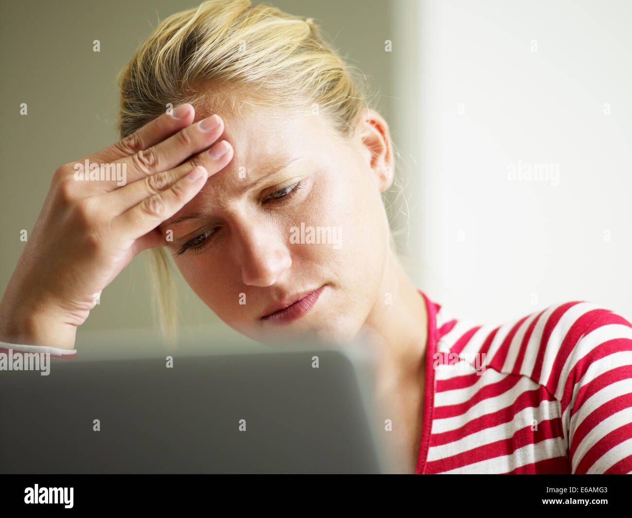 Annoyeds hi-res stock photography and images - Alamy