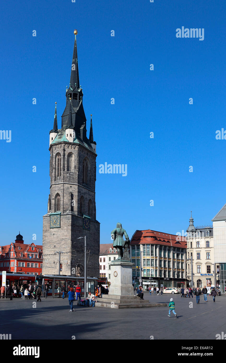 Halle Marktplatz Roter Turm Händel Denkmal Stock Photo - Alamy