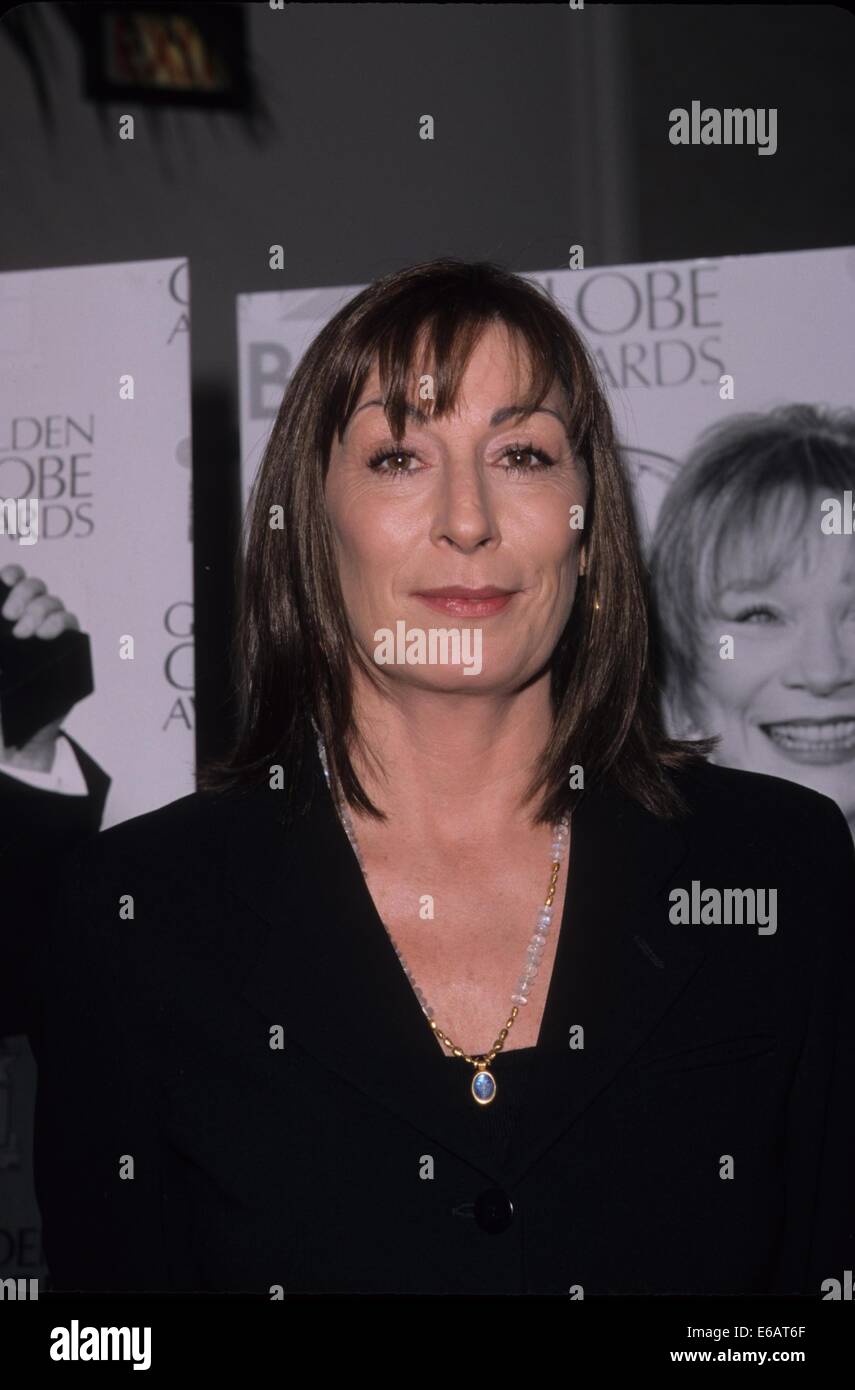 ANJELICA HUSTON.Miss Golden 2000 announced at Beverly Hilton Hotel , Ca ...