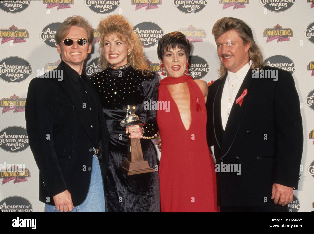 Joe diffie hi-res stock photography and images - Alamy