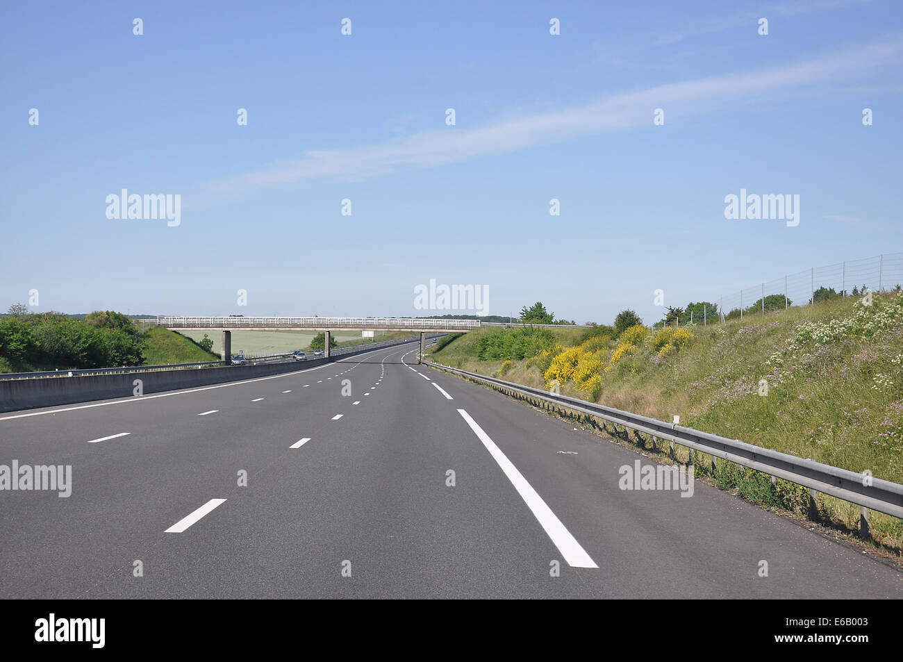 Empty motorway barrier hi-res stock photography and images - Alamy