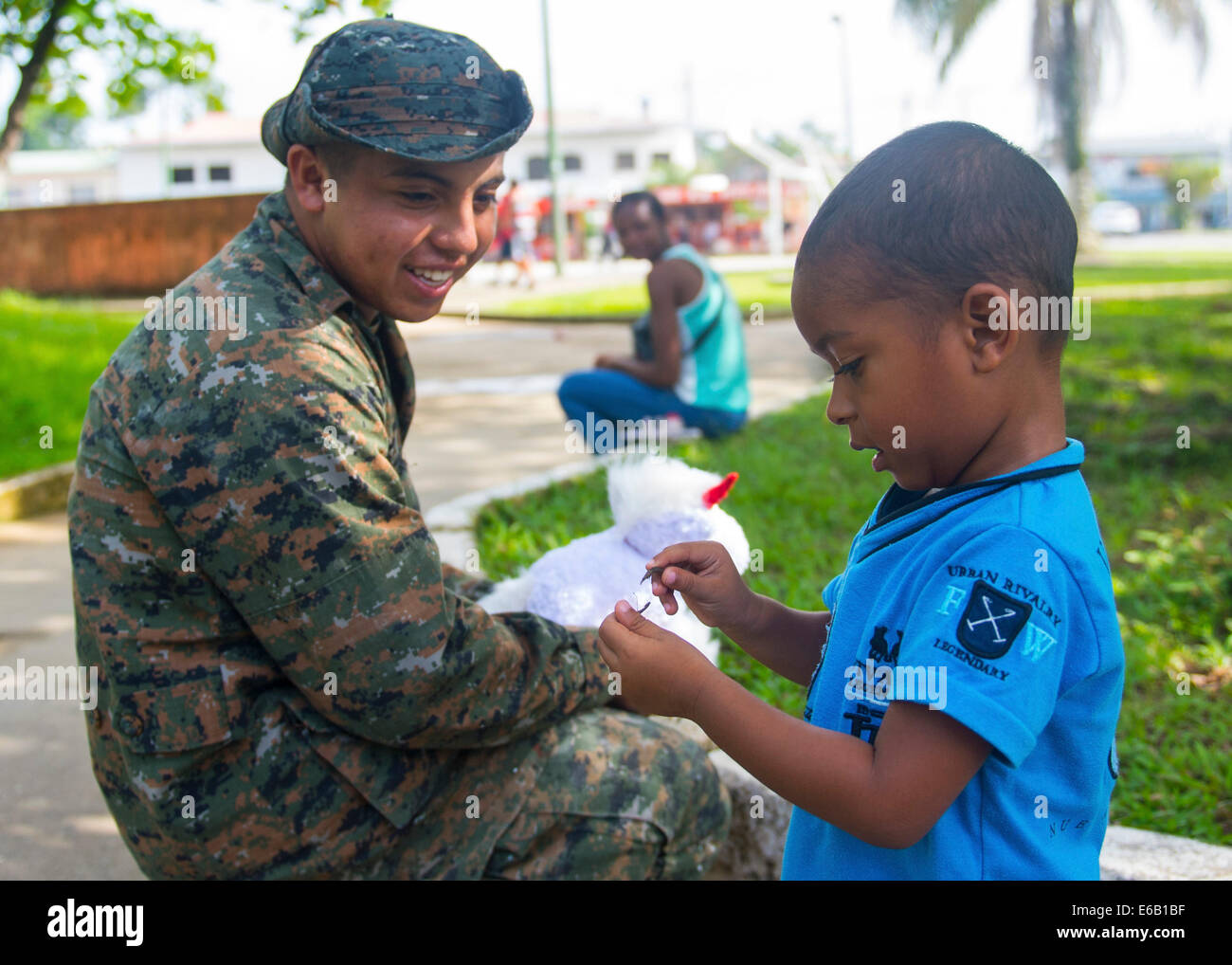 Guatemala army hi-res stock photography and images - Alamy