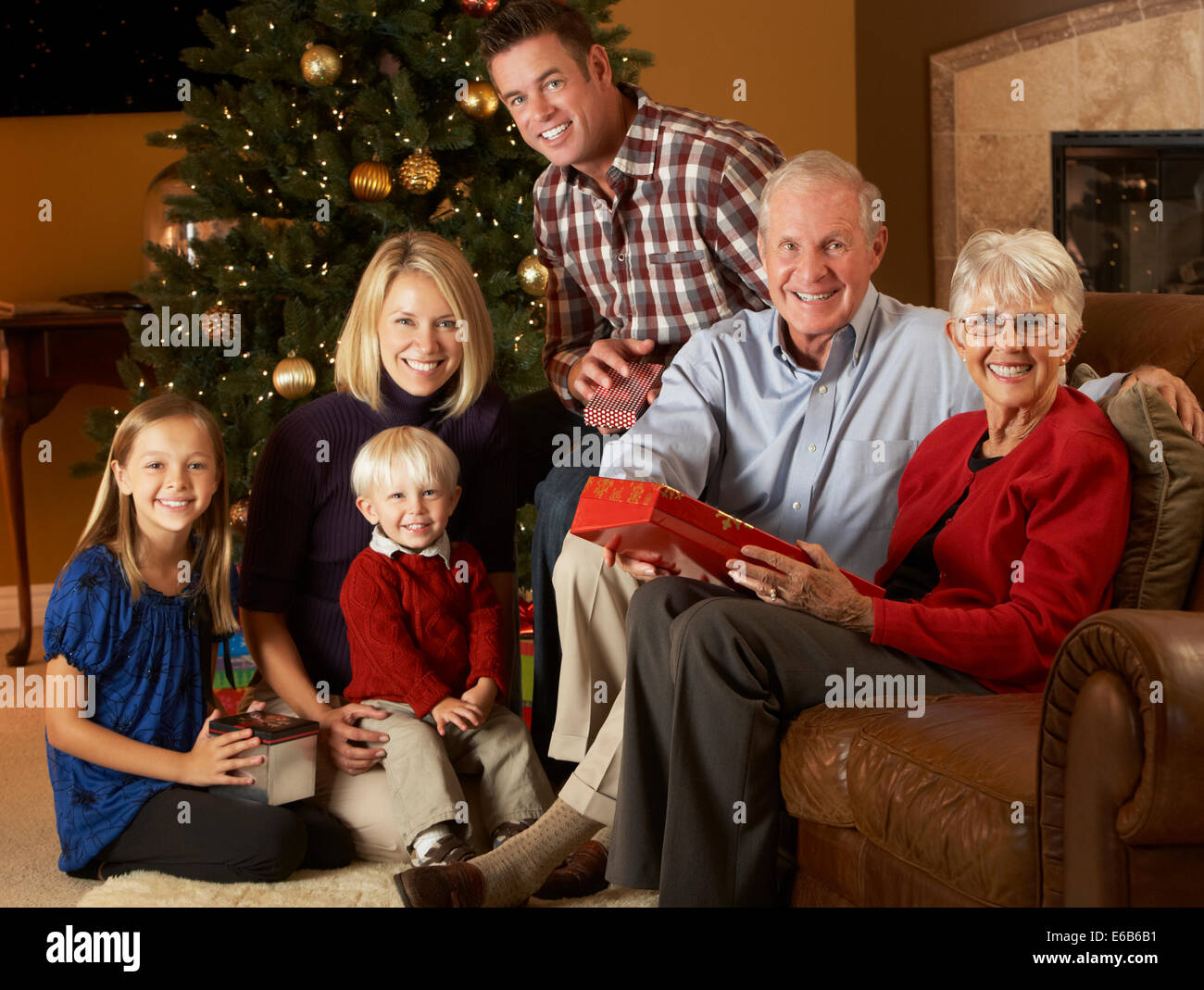 Christmas Family Portraits High Resolution Stock Photography and Images ...